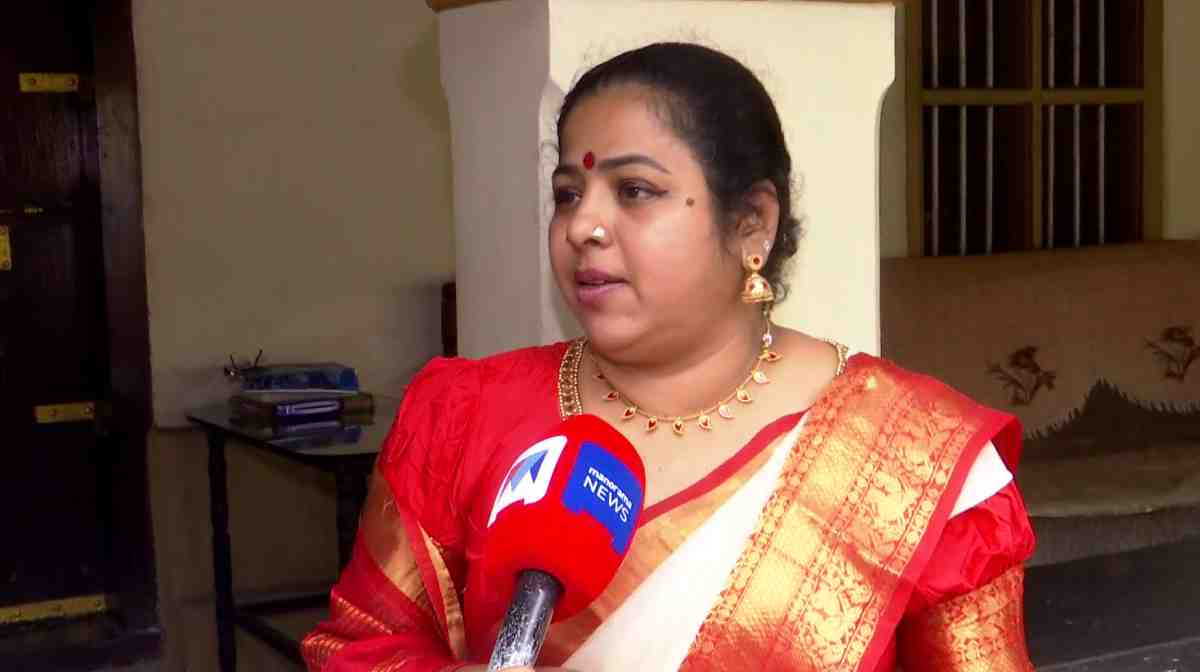 ‘ലൈംഗിക കുറ്റവാളികള്‍ക്കൊപ്പം വേദി പങ്കിടാനില്ല’; സാഹിത്യോല്‍സവം ...