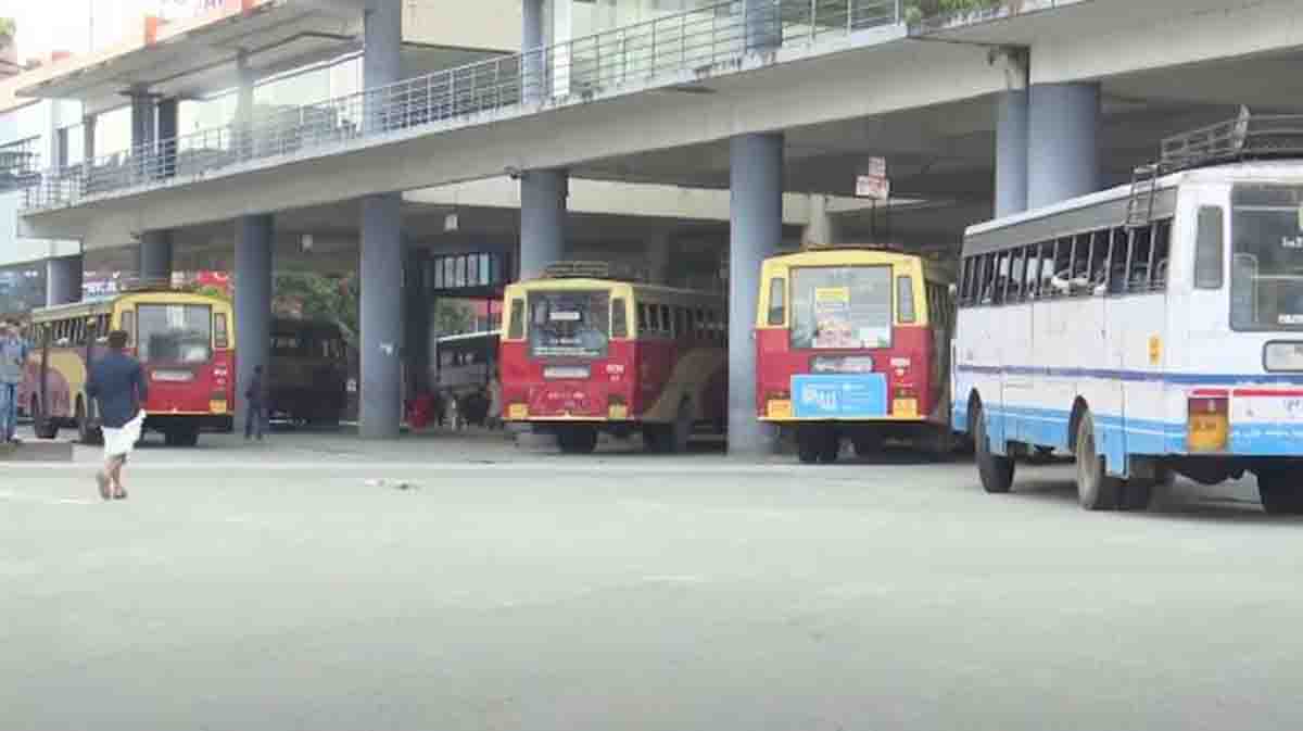 തൊടുപുഴ കെഎസ്ആര്‍ടിസി ബസ്റ്റാൻഡിലെ ലിഫ്റ്റ് നിർമാണം ...