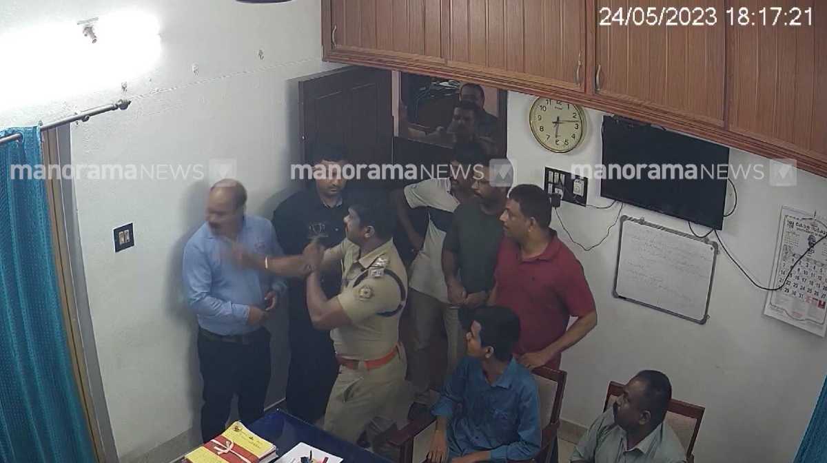 Peechi station assault case | പീച്ചിയിലെ സ്റ്റേഷന്‍ മര്‍ദനം; എസ്ഐ രതീഷിനെ സസ്പെന്‍ഡ് ചെയ്തേക്കും