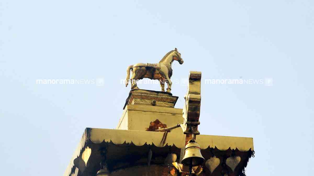 SIT Seizes Vajivahanam in Sabarimala Gold Case | ശബരിമലയിലെ 'വാജിവാഹനം ...