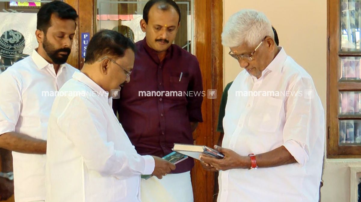 BJP leader P.S. Sreedharan Pillai visited the NSS headquarters as part ...
