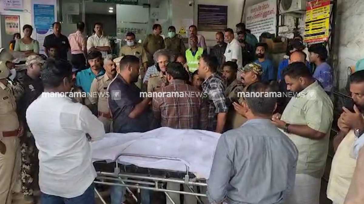 Wayanad Wild Elephant Attack: Injured Man Dies, Residents Protest ...