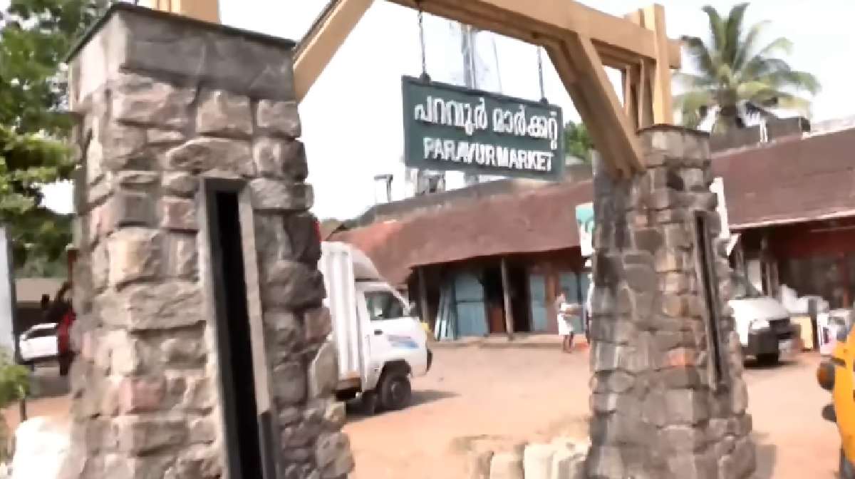 പറവൂരിൽ തീപാറും മത്സരം; വി.ഡി.സതീശിനും ഇ.ടി.ടൈസനും നേര്‍ക്കുനേര് ...