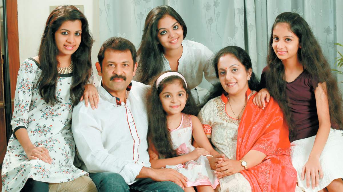 ഇഷാനിയുടെ സംശയം | കലിപ്പിച്ച് ദിയ | കൂളായി കൈകാര്യം ചെയ്ത് അഹാന ...