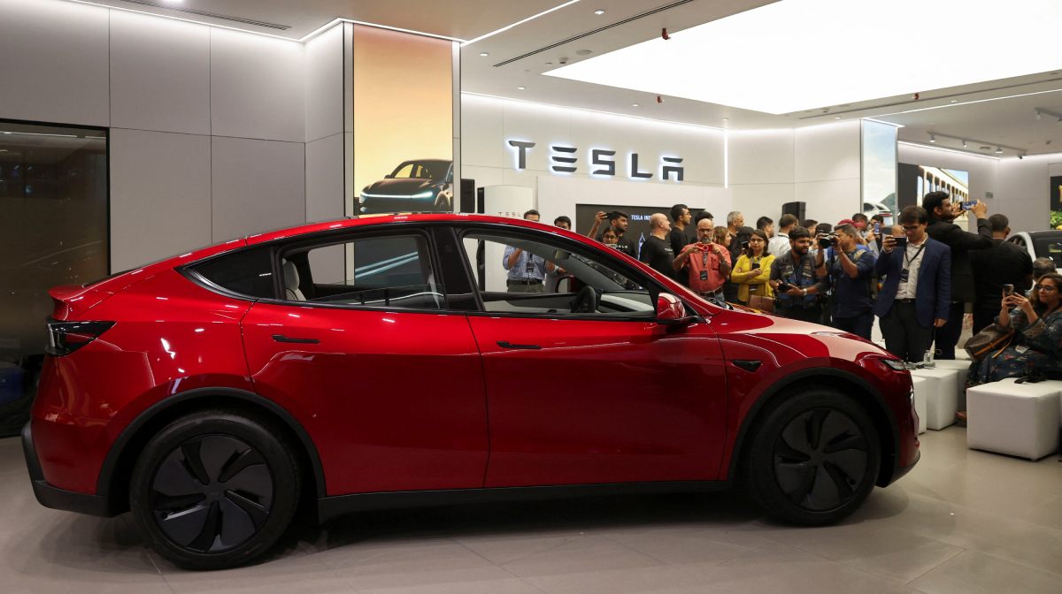 Tesla Model Y India Price Announced | 60 ലക്ഷം രൂപ; ടെസ്‍ല കാറിന്‍റെ ...