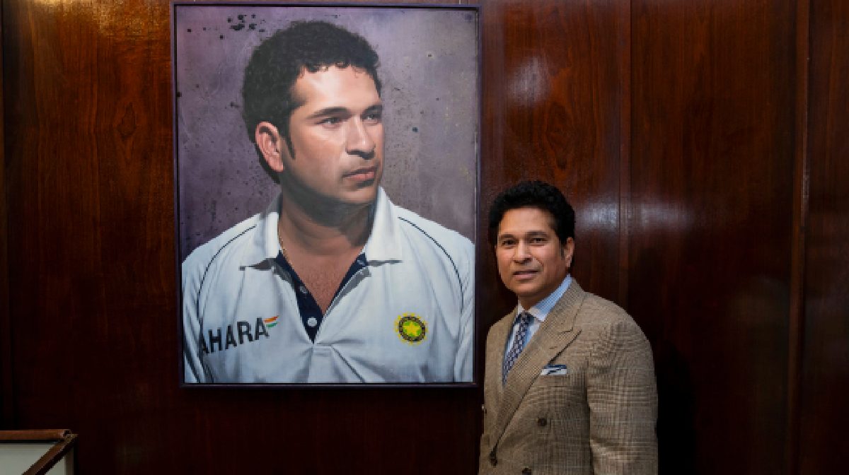 ലോര്‍ഡ്സില്‍ സച്ചിന് ആദരം; പിന്നാലെ ബോളേഴ്സ് ബാറിന് പുറത്ത് മണിമുഴക്കം ...