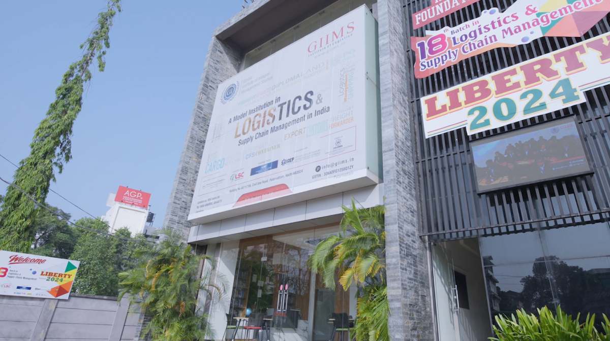 തൊഴില്‍ കവാടമായി വിഴിഞ്ഞം; ലോജിസ്റ്റിക്സ് രംഗത്ത് തൊഴിലുറപ്പാക്കാന് ...