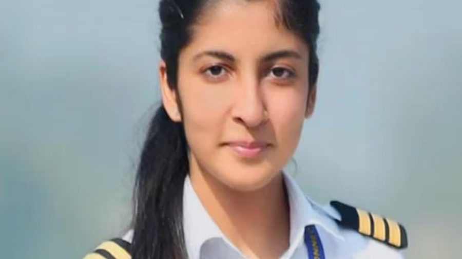 മാംസാഹാരം ഉപേക്ഷിക്കണമെന്ന് കാമുകന്‍; ജീവനൊടുക്കി പൈലറ്റ് | Boyfriend ...
