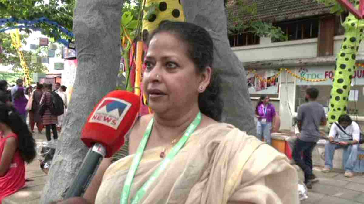 പ്രിയങ്ക ഗാന്ധി വാധ്‌ര കഴിവ് തെളിയിക്കേണ്ടതുണ്ട്: ശർമിഷ്ഠ മുഖർജി ...