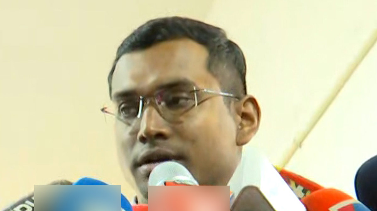 കണ്ണൂർ കലക്ടറെ ഒറ്റതിരിഞ്ഞ് അക്രമിക്കുന്നു; ഐ‌എ‌എസ് അസോസിയേഷന് അതൃപ്തി | ias association ...