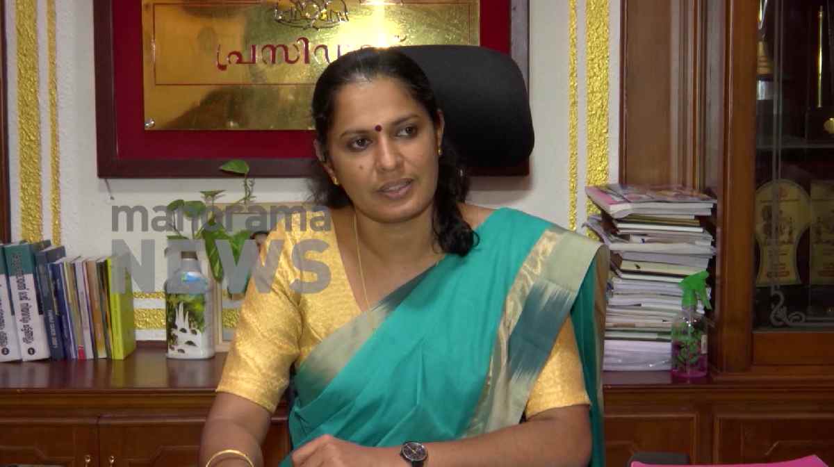 ആത്മഹത്യാ പ്രേരണക്ക് കേസെടുത്ത് പന്ത്രണ്ടാം ദിനം; പി.പി.ദിവ്യയെ തൊടാതെ ...