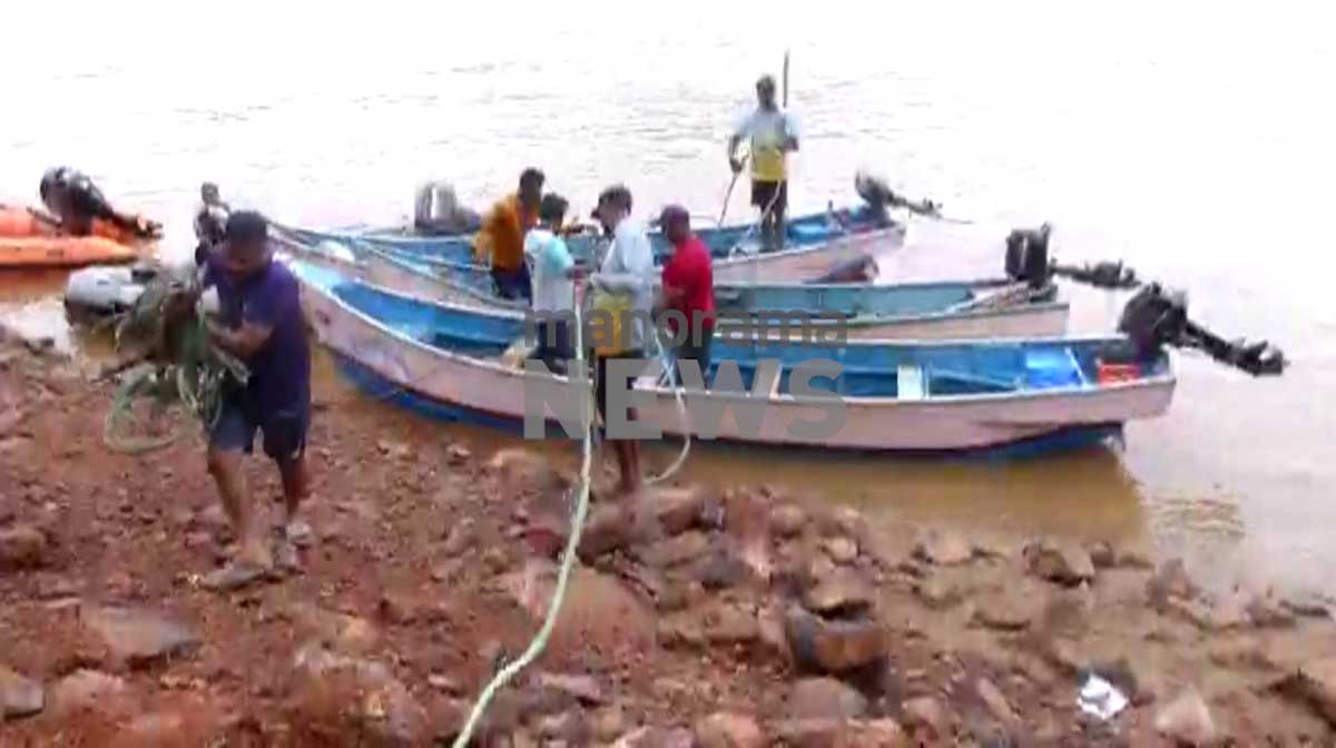 Arjun rescue| ജലയാനത്തില്‍ ഘടിപ്പിച്ച മണ്ണുമാന്തിയന്ത്രം എത്താന് ...