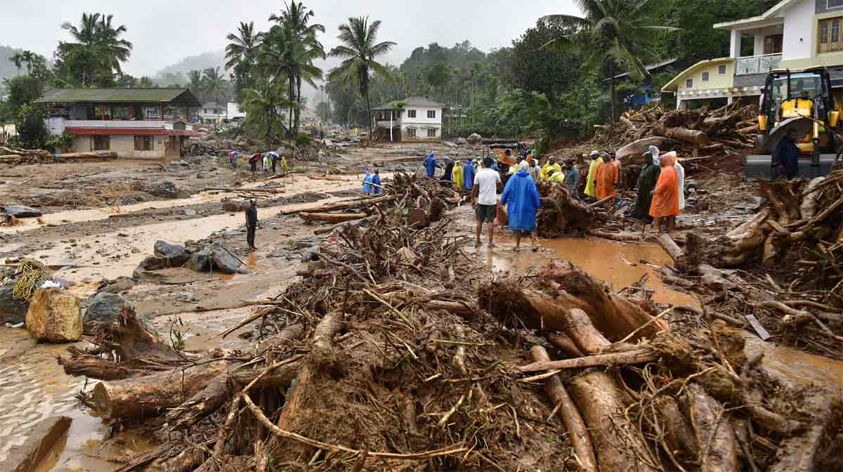 ചൂരല്‍മല-മുണ്ടക്കൈ ദുരന്തം; മരണം 135; തിരച്ചില്‍ തുടരുന്നു | wayanad ...