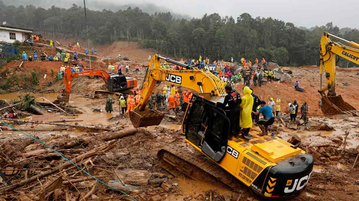 Wayanad landslides LIVE updates | വയനാട് ഉരുള്‍പൊട്ടല്‍; മരണം 296; ബെയ് ...