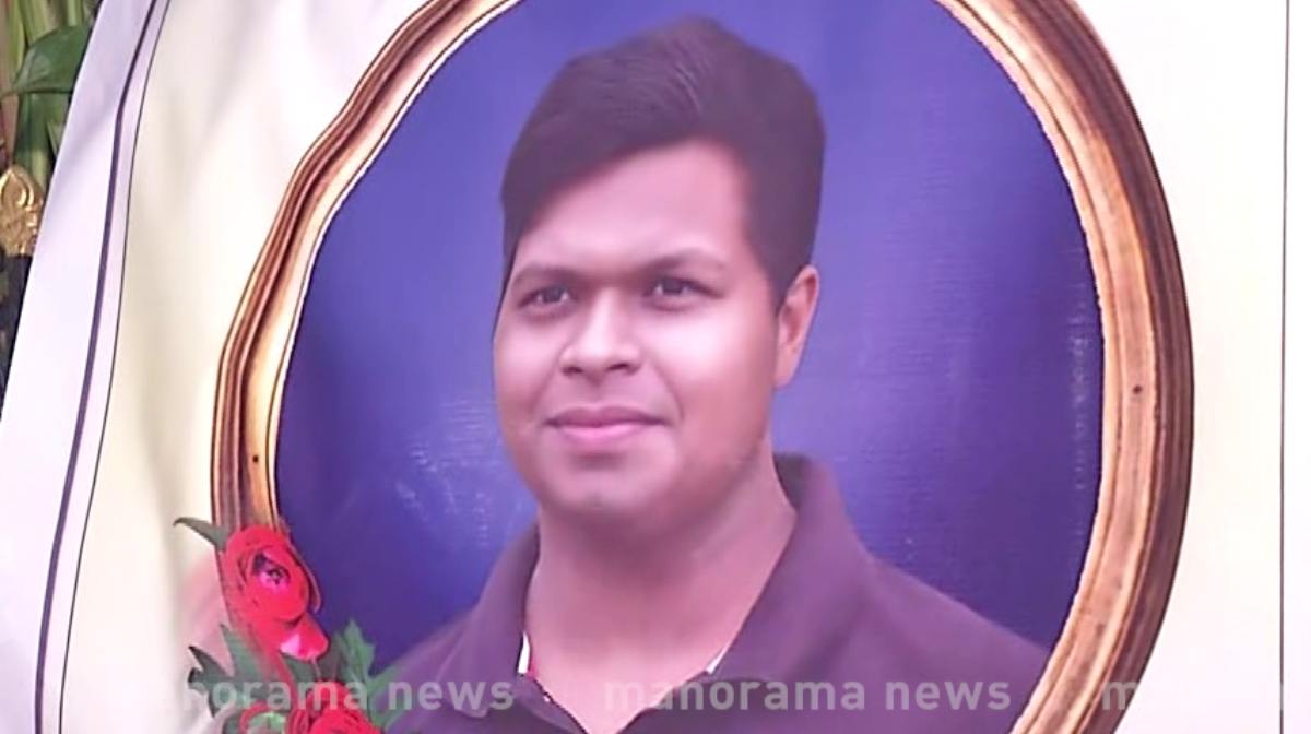 ഐവിനെ കാറിടിപ്പിച്ചത് മനഃപൂര്‍വം; താഴെ വീണ ശേഷം വലിച്ചിഴച്ചെന്ന് പൊലീസ് ...