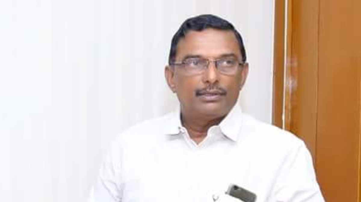 ‘പത്മകുമാറിന് സ്വാഗതം’; വാതില്‍ തുറന്ന് കോണ്‍ഗ്രസ്, ബിജെപി ജില്ലാ ...