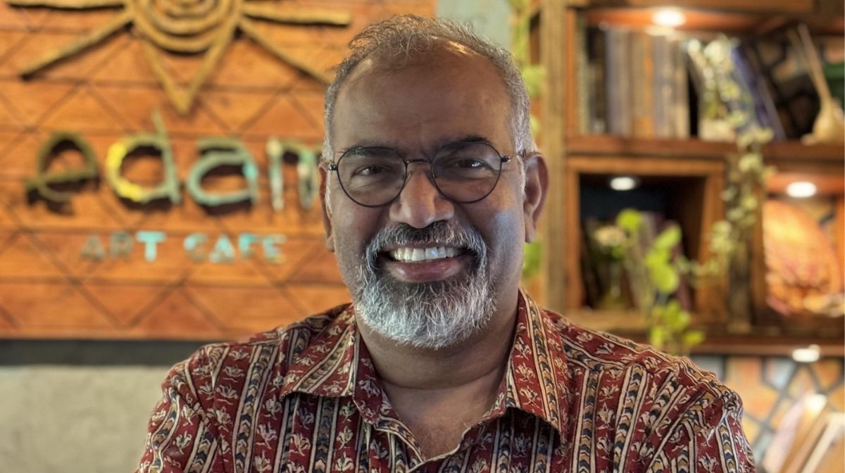 Muralee Thummarukudy| 'കാലുകൊണ്ട് വോട്ട് ചെയ്യുന്ന പെൺകുട്ടികൾ കേരളത്തെ ...