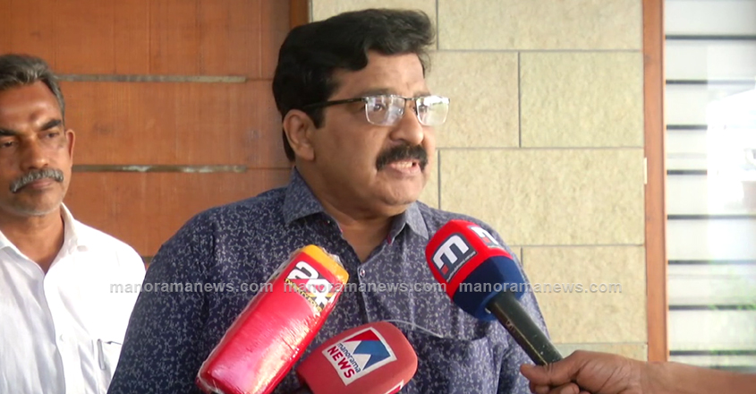 പിണറായി കമ്യൂണിസ്റ്റാണോ?; മുഖ്യന്ത്രിയോട് മറുചോദ്യവുമായി ലീഗ് ...