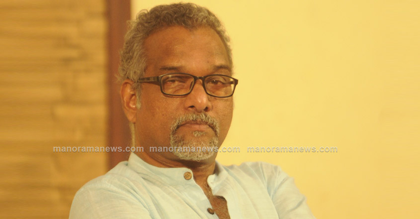 കവിയും നോവലിസ്റ്റുമായ ടി.പി.രാജീവന്‍ അന്തരിച്ചു | TP Rajeevan passes ...