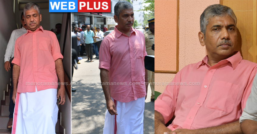 മുണ്ടിലേക്ക് മാറി; ഇനി ബ്രിട്ടീഷുകാരുടെ പാന്റിലേക്ക് ഇല്ല: ജേക്കബ് ...