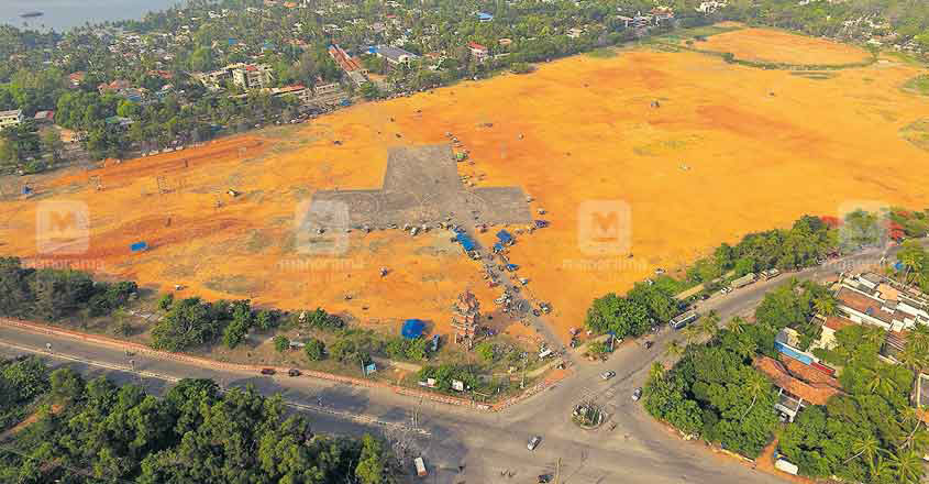 കൊല്ലത്ത് വിമാനമിറങ്ങും; ആശ്രാമം മൈതാനത്ത് സ്വപ്ന ലാൻഡിങ്; കാത്തിരിപ്പ് ...