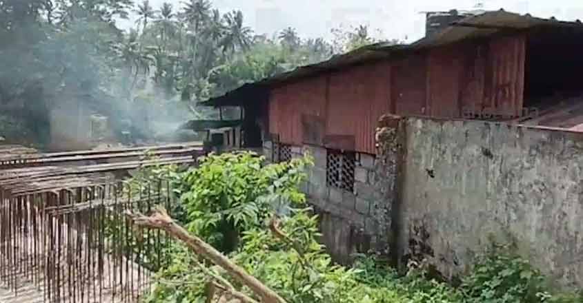 റോഡ് നിർമാണത്തിലെ പിഴവ്; കുടിയൊഴിപ്പിക്കൽ ഭീഷണിയിൽ കുടുംബം | pala ...