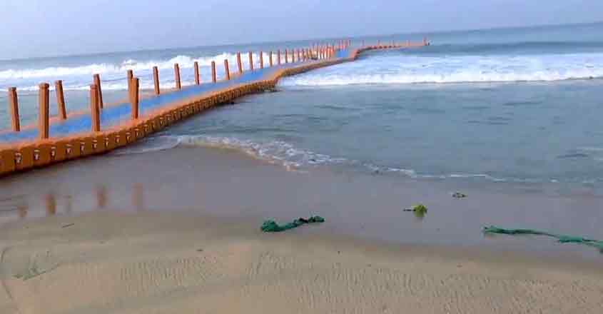 Varkala | Floating Bridge | ഉത്തരവാദി കരാര്‍ കമ്പനി; ഫ്ലോട്ടിങ് ...